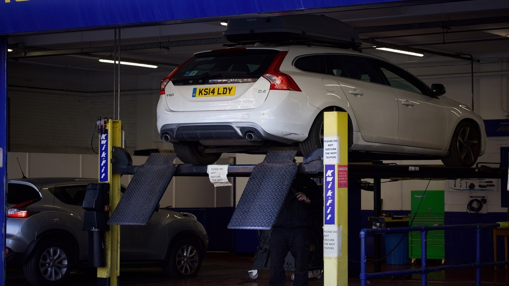 MOT Guides 2025 | Tips & Articles | Motorway